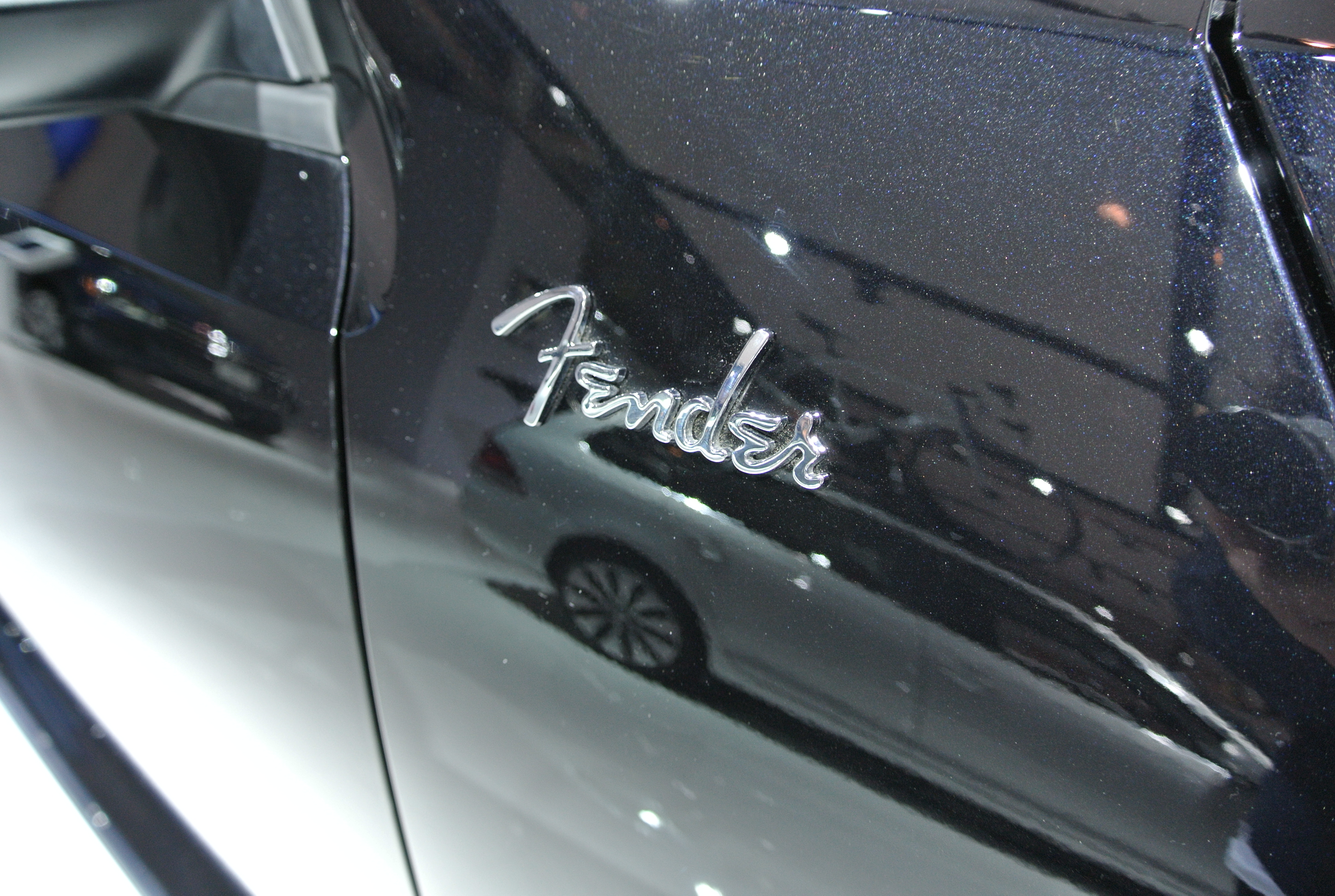2013 Volkswagen Beetle Fender Edition – Solmaz In The City